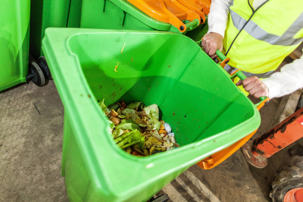 WRAP cuts grocery food waste total | MRW