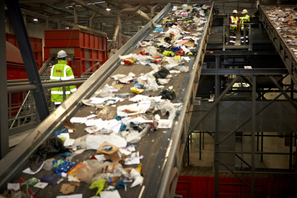 MRF - Materials recovery facility - MRW