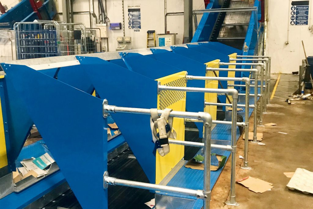 Turn around cages faster with tipping system | MRW