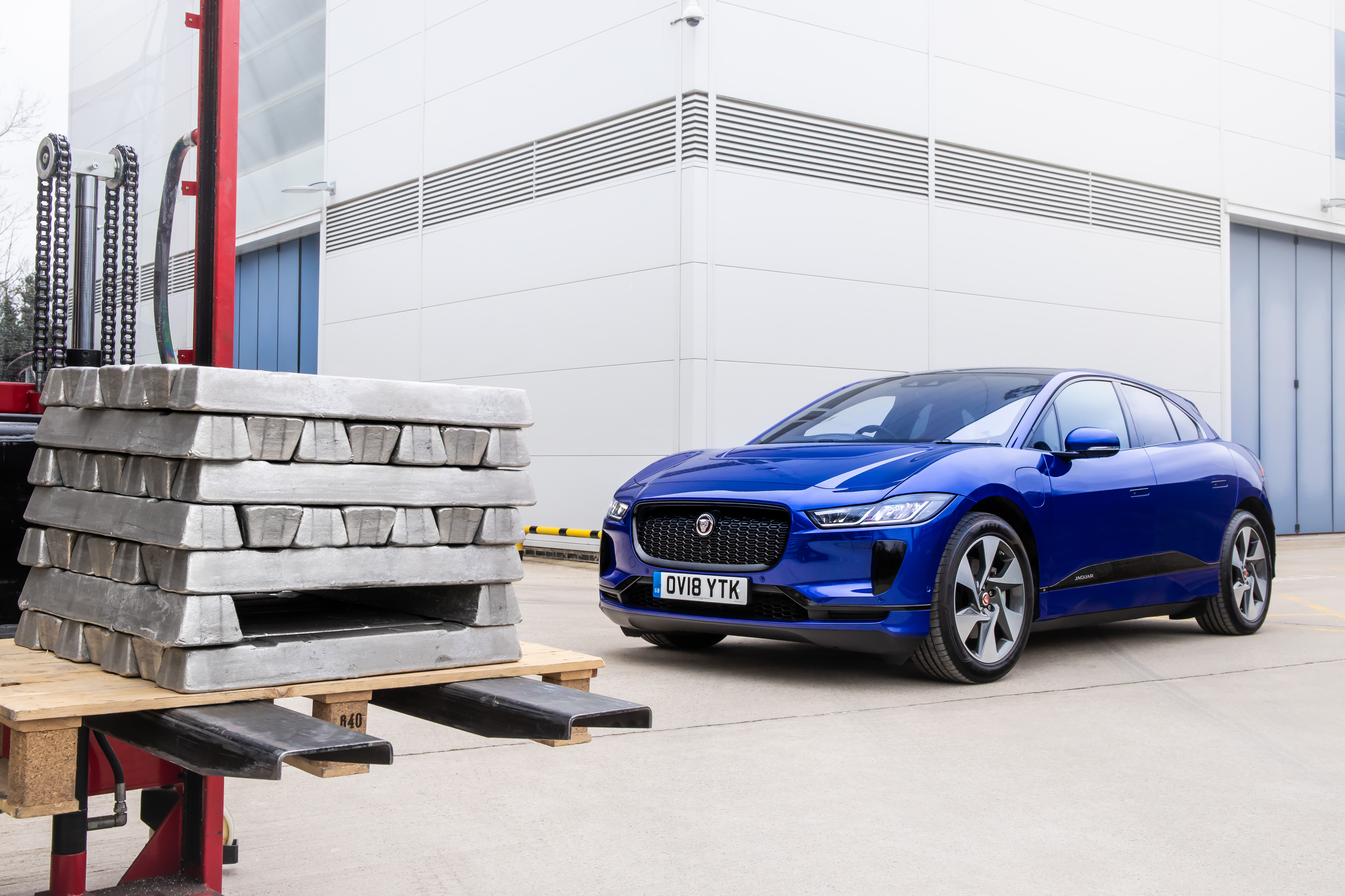 Jaguar finds how to convert aluminium for cars | MRW