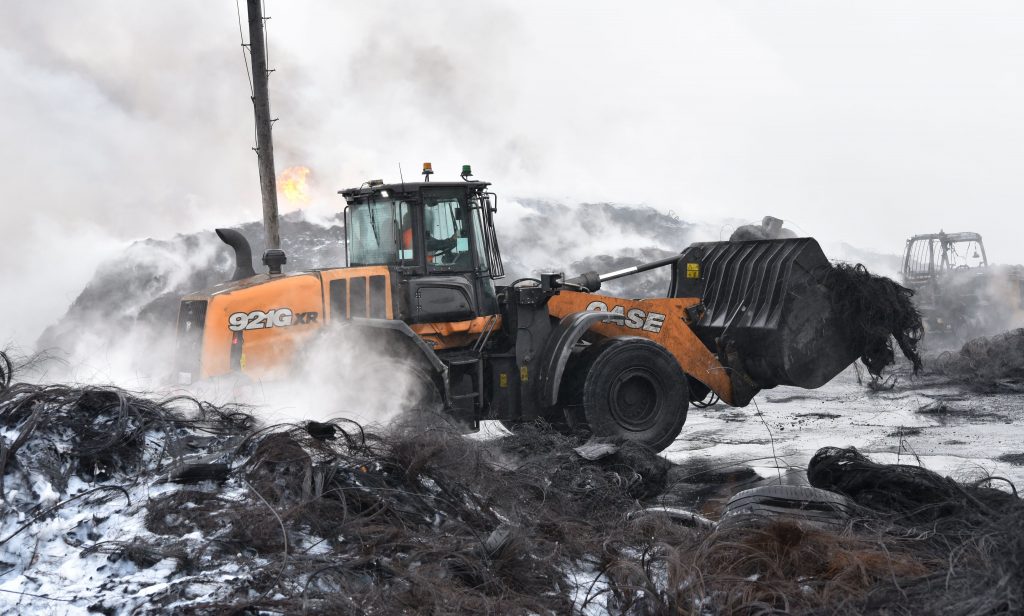 Firefighters conquer huge waste tyre blaze | MRW