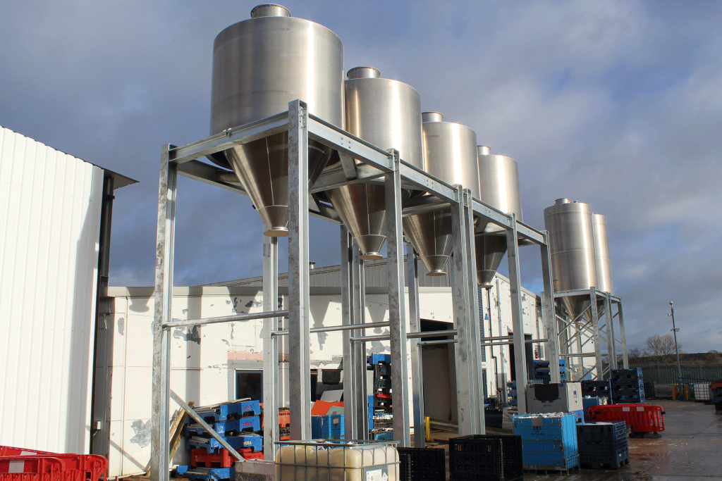 Silos boost PVC-u processing | MRW