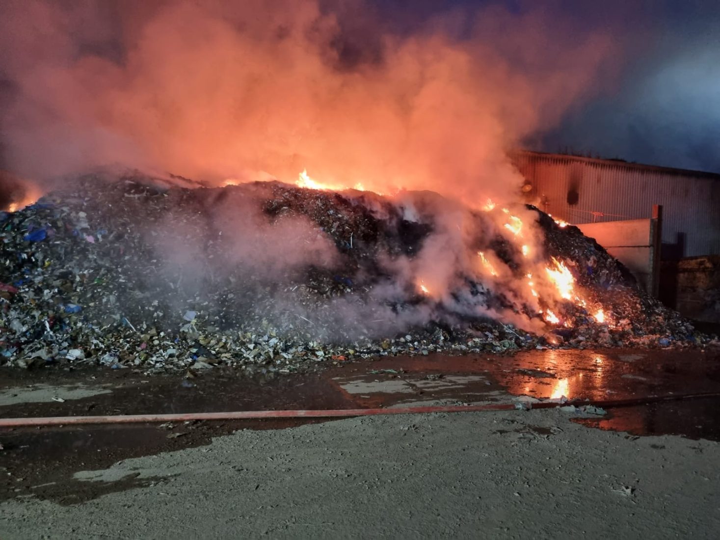 Spate of waste fires in drought and heat | MRW