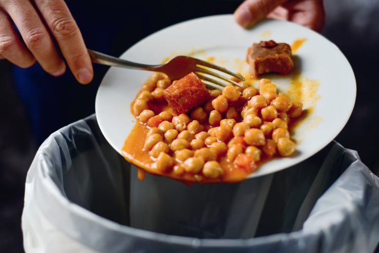 Legal threat to Defra over mandatory food waste reporting | MRW