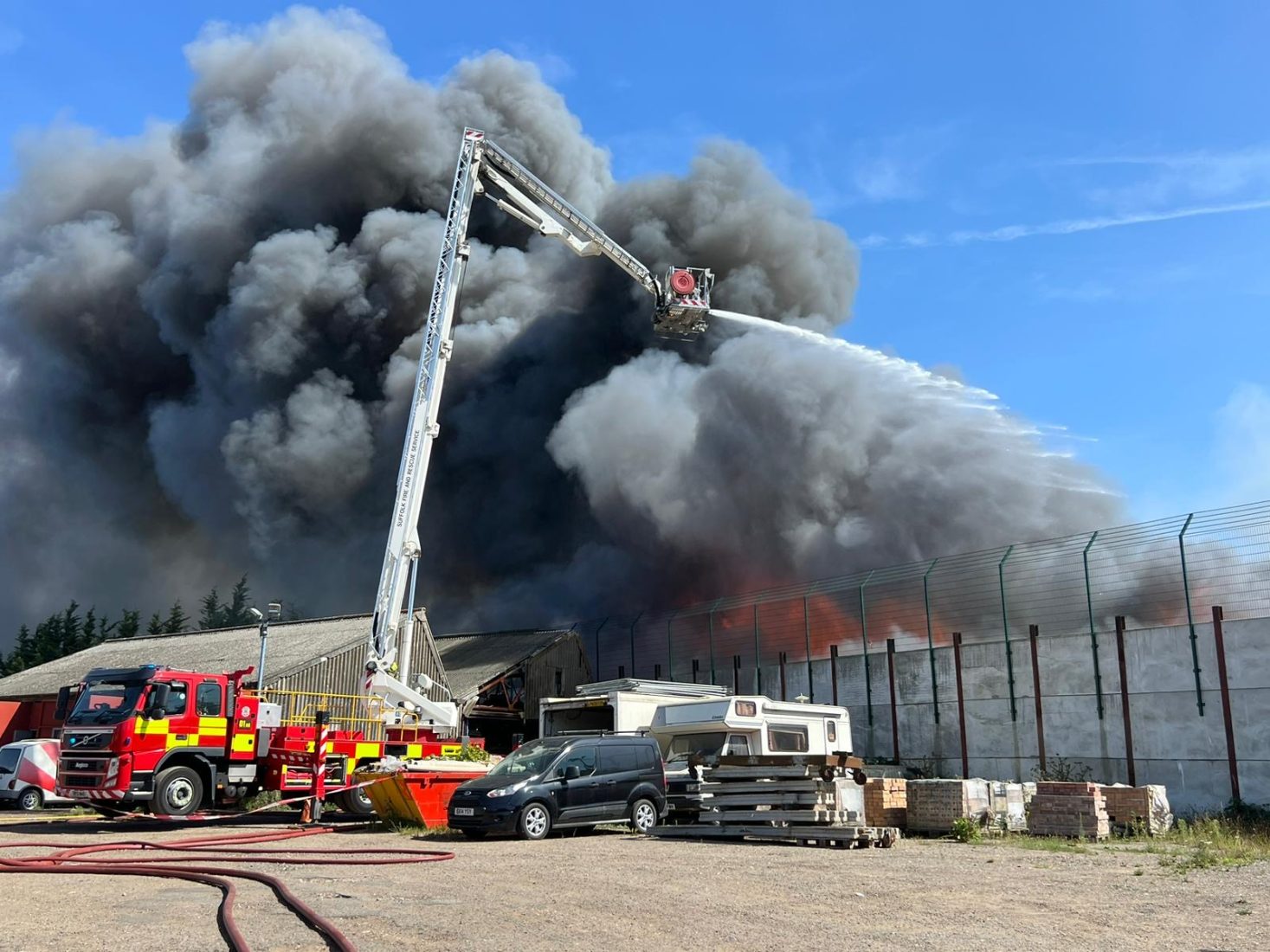 Sackers waste fire causes train shutdown | MRW