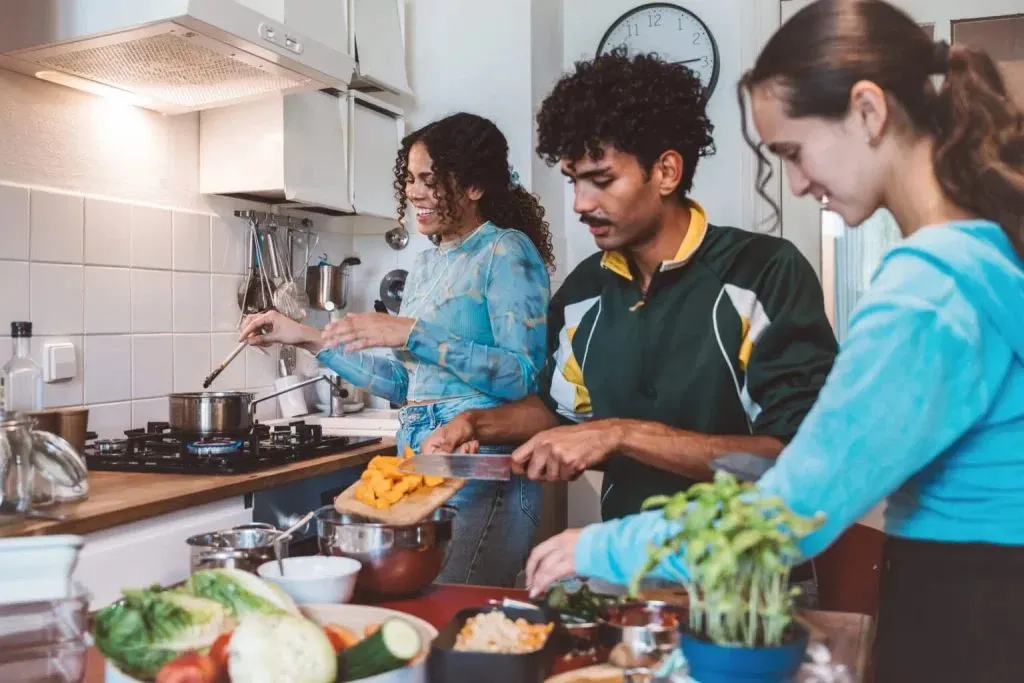 London boroughs launch ‘Food’s Not Rubbish’ campaign | MRW