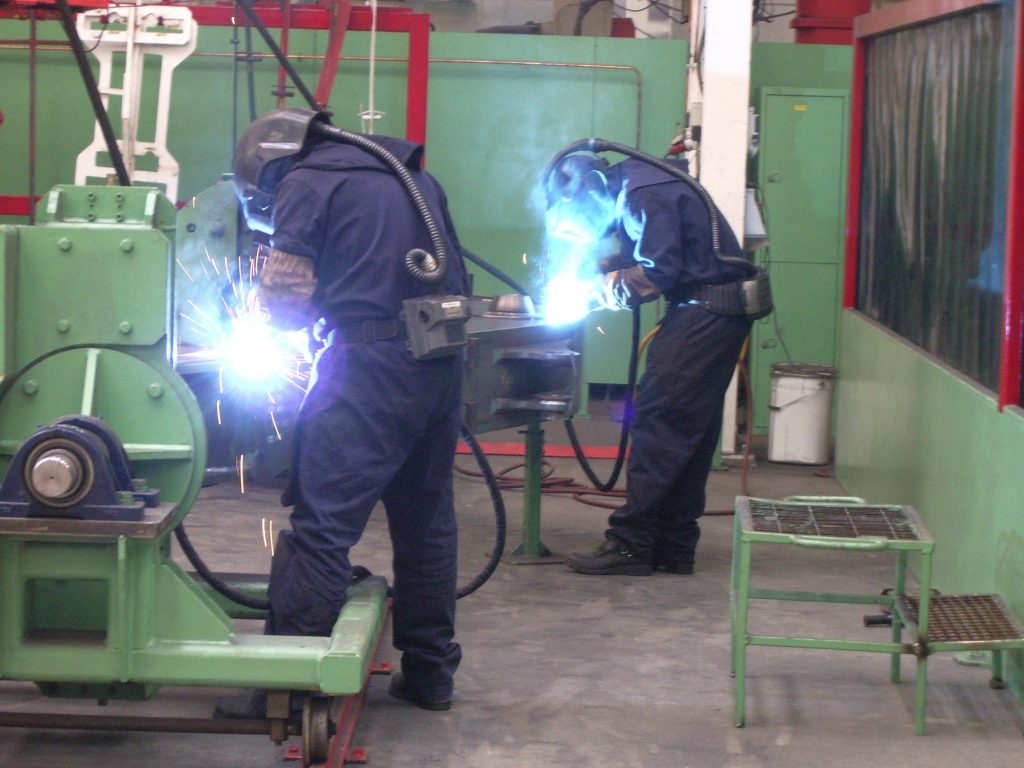 JCB opens £40m excavator plant | Construction News