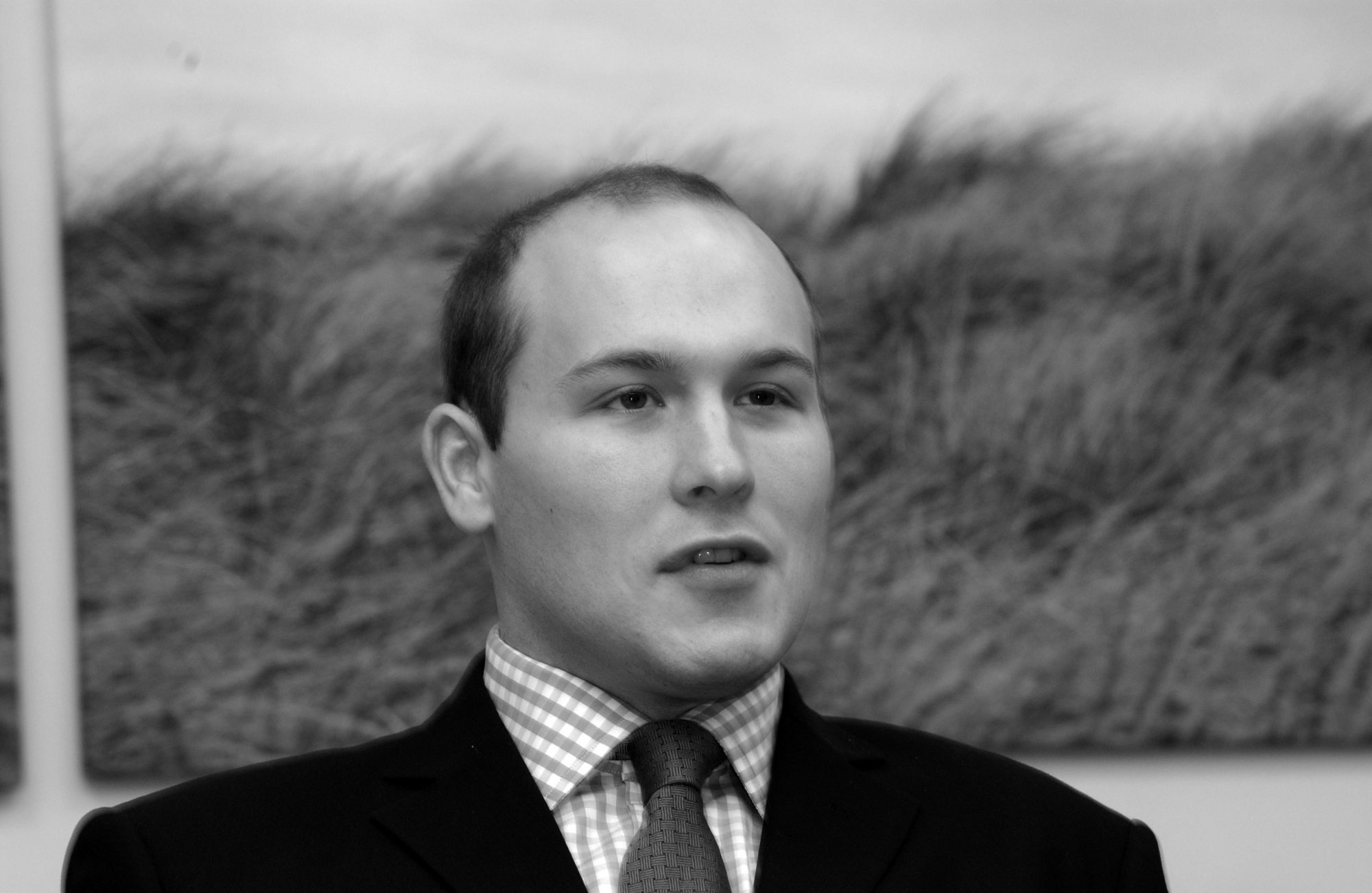 Mark Roach's Instagram, Twitter & Facebook on IDCrawl