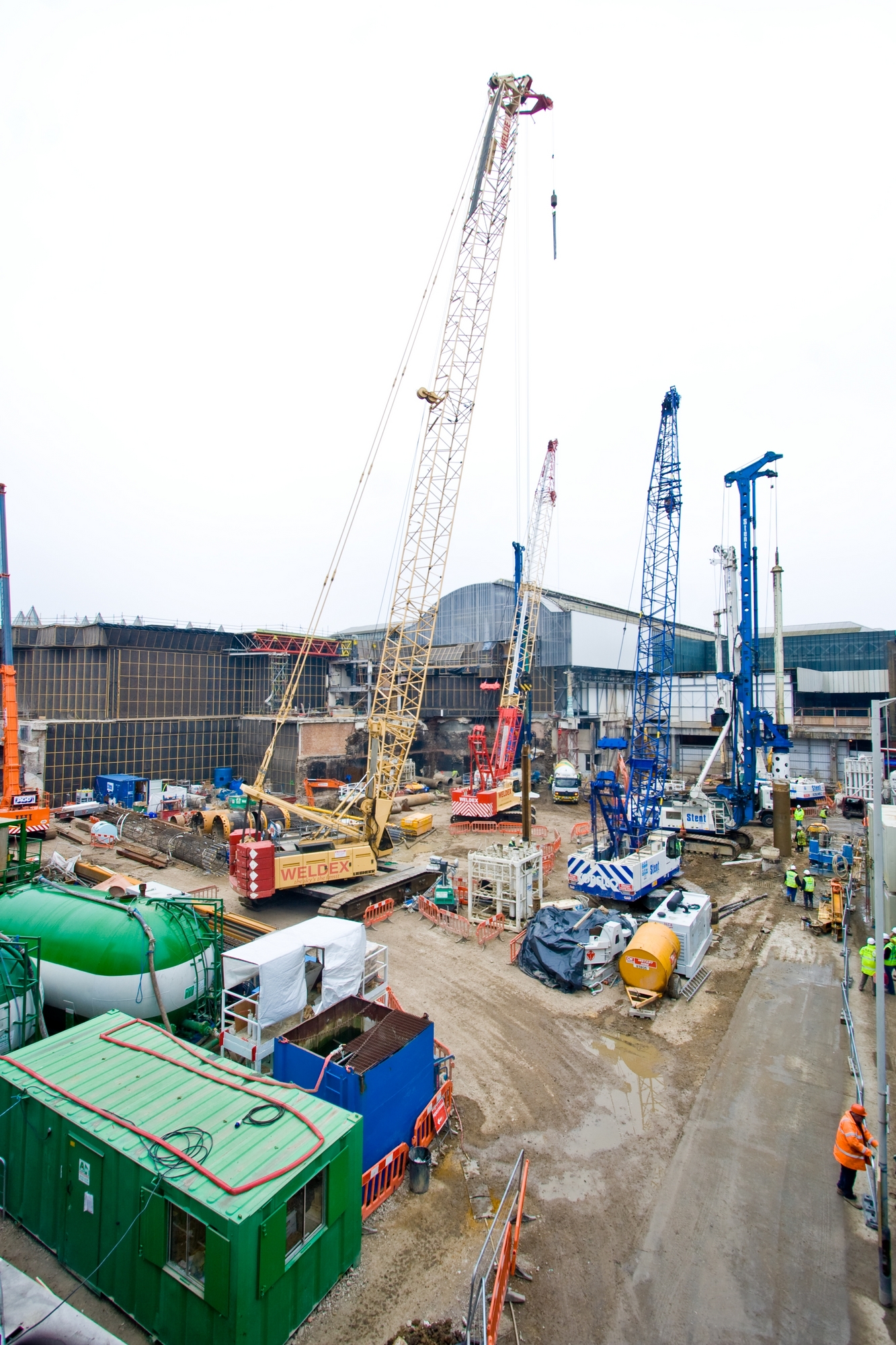 Shard takes the plunge | Construction News