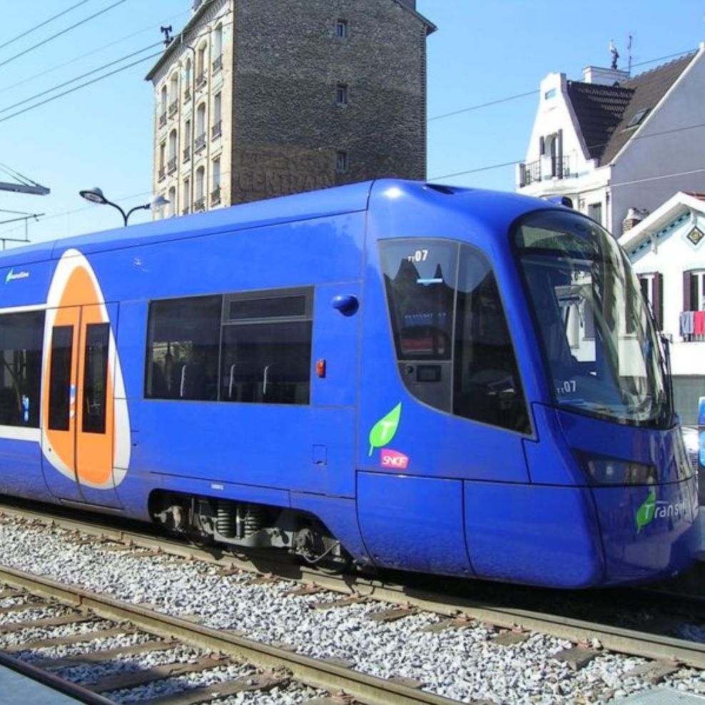 Legal action threatens tram project | Construction News