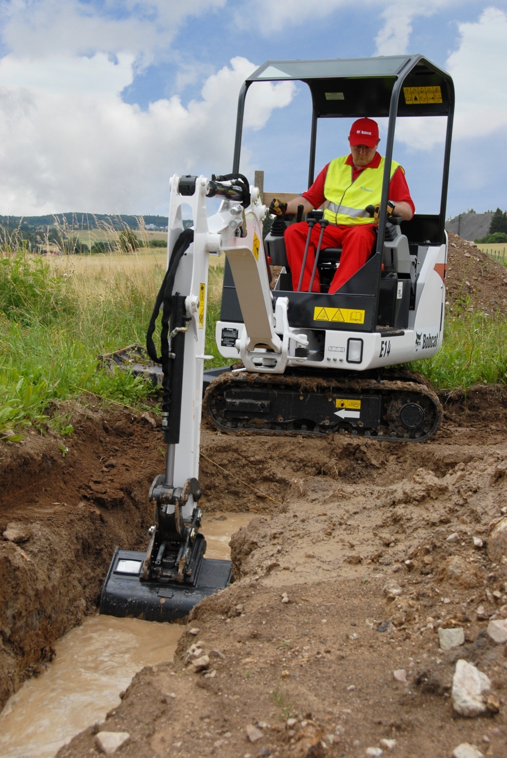Mini excavators from Bobcat | Construction News