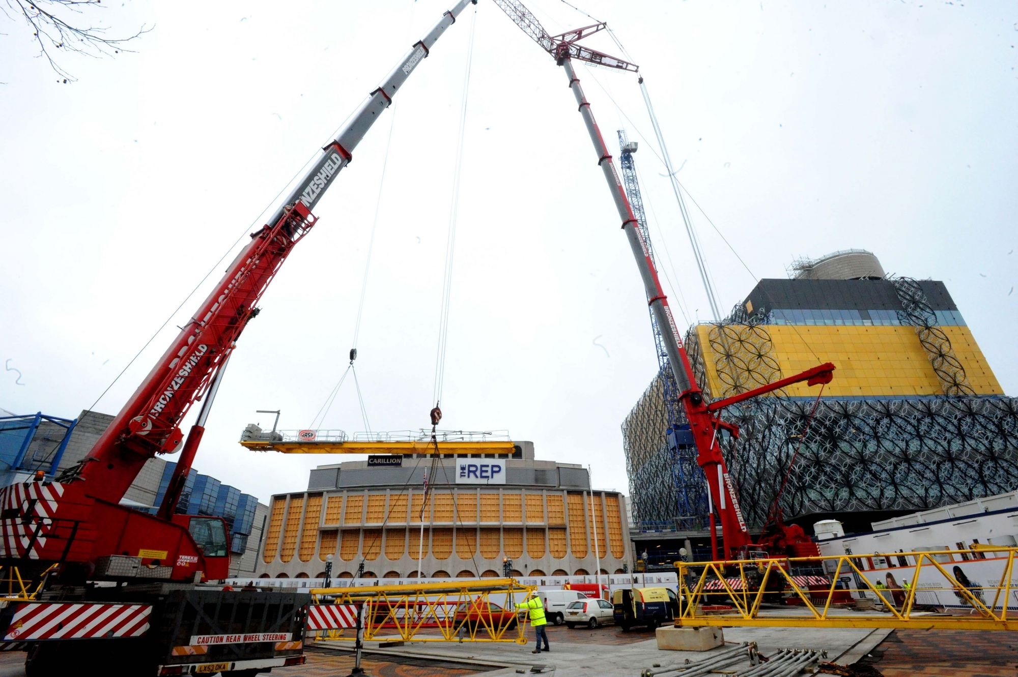 Carillion signals strong UK construction profits | Construction News