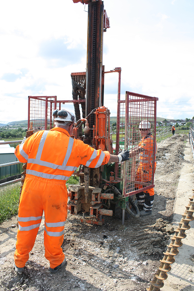 Wham, dam, thank you Bam: Ritchies to the rescue | Construction News