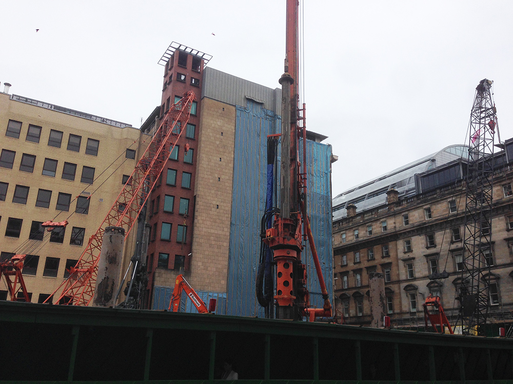 Bam Construct hosts students and residents on city centre Glasgow site ...