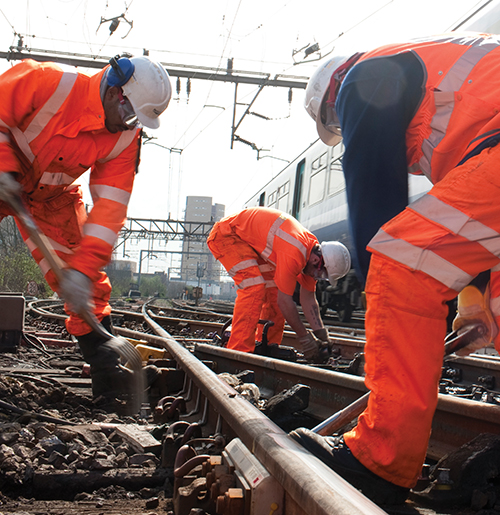 Network Rail seeks new labour force in £1.6bn framework | Construction News