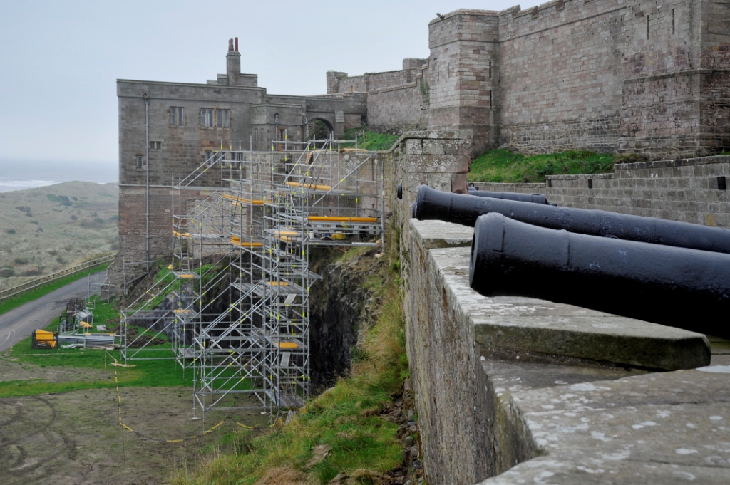 Castle restoration brings modular scaffolding in-house | Construction News