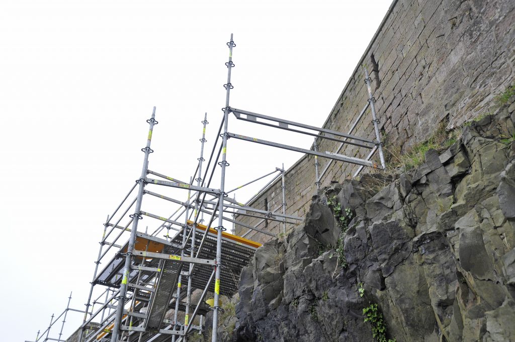 Castle restoration brings modular scaffolding in-house | Construction News