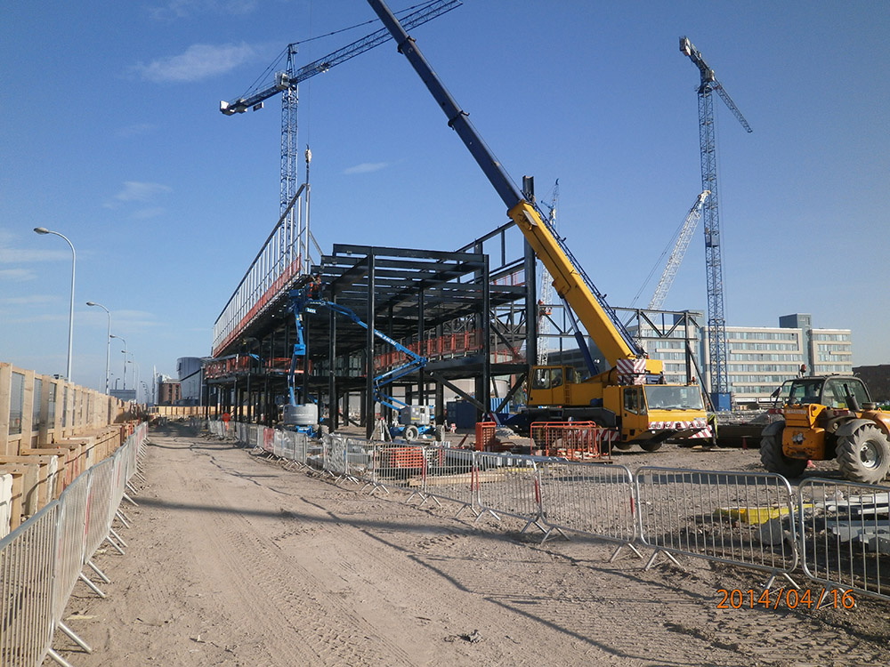 ISG races three ships in delivering Liverpool’s dockside exhibition ...