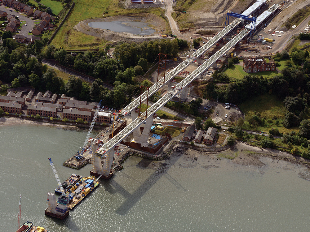 Forth Crossing team hoovers the seabed for Scotland's new megabridge ...