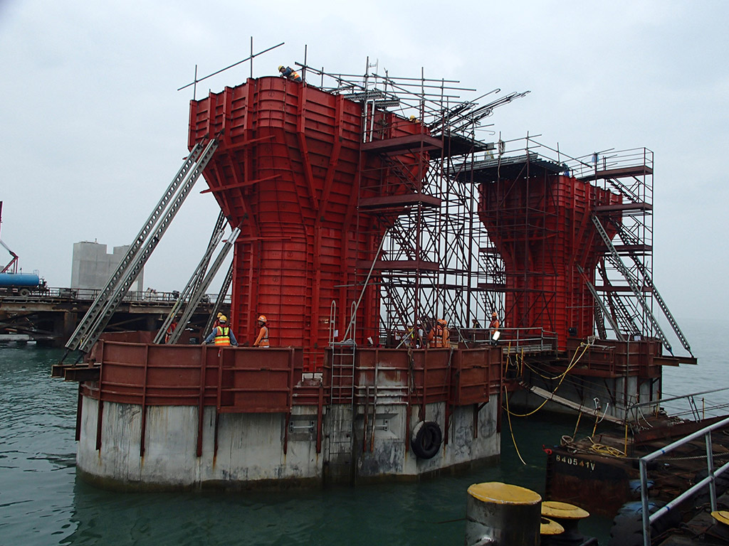 Hong Kong to China bridge uses 3D formwork design | Construction News