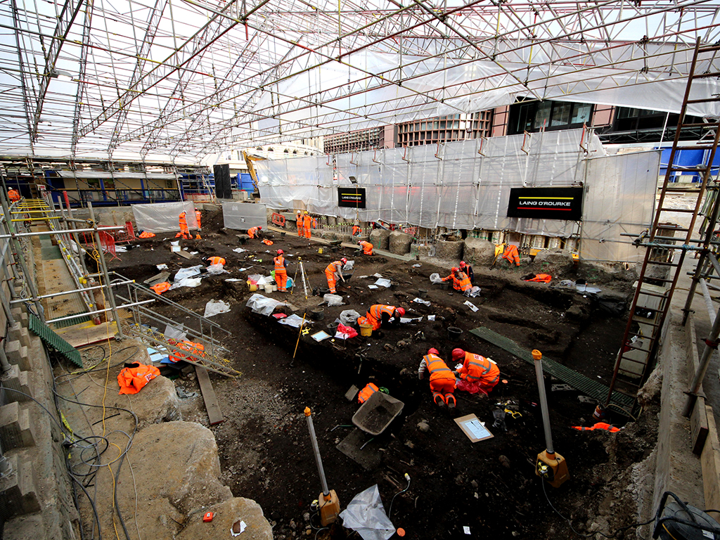 Crossrail starts Bedlam burial ground excavation ahead of Laing O ...