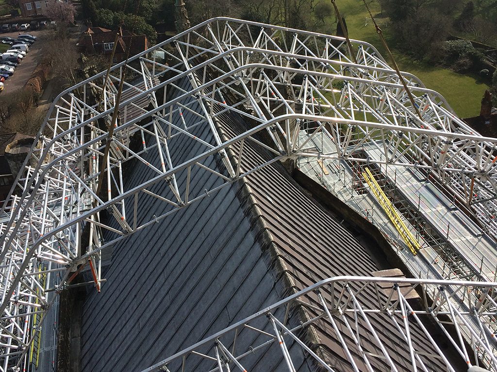 Mega scaffold engulfs Winchester Cathedral | Construction News