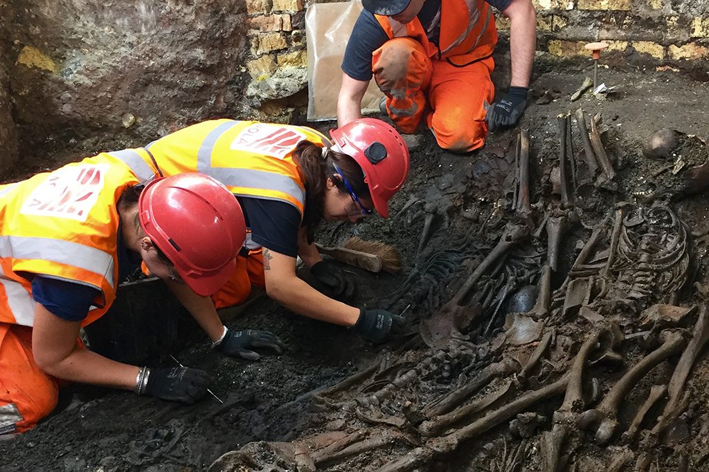 Crossrail unearths 30 Great Plague Skeletons