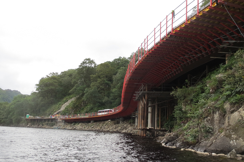 Bonnie bridge bends over the banks of Loch Lomond | Construction News