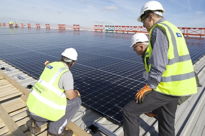 London's biggest solar array comes to market | Construction News