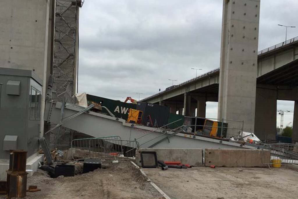 No injuries at Manchester Ship Canal structural collapse
