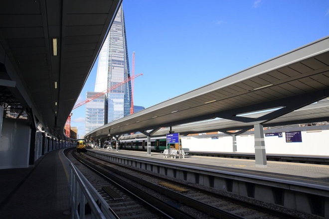 CN visits London Bridge's new concourse | Construction News