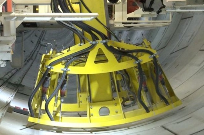 3D Crossrail tunnel scan unwrapped into 2D for first time ...