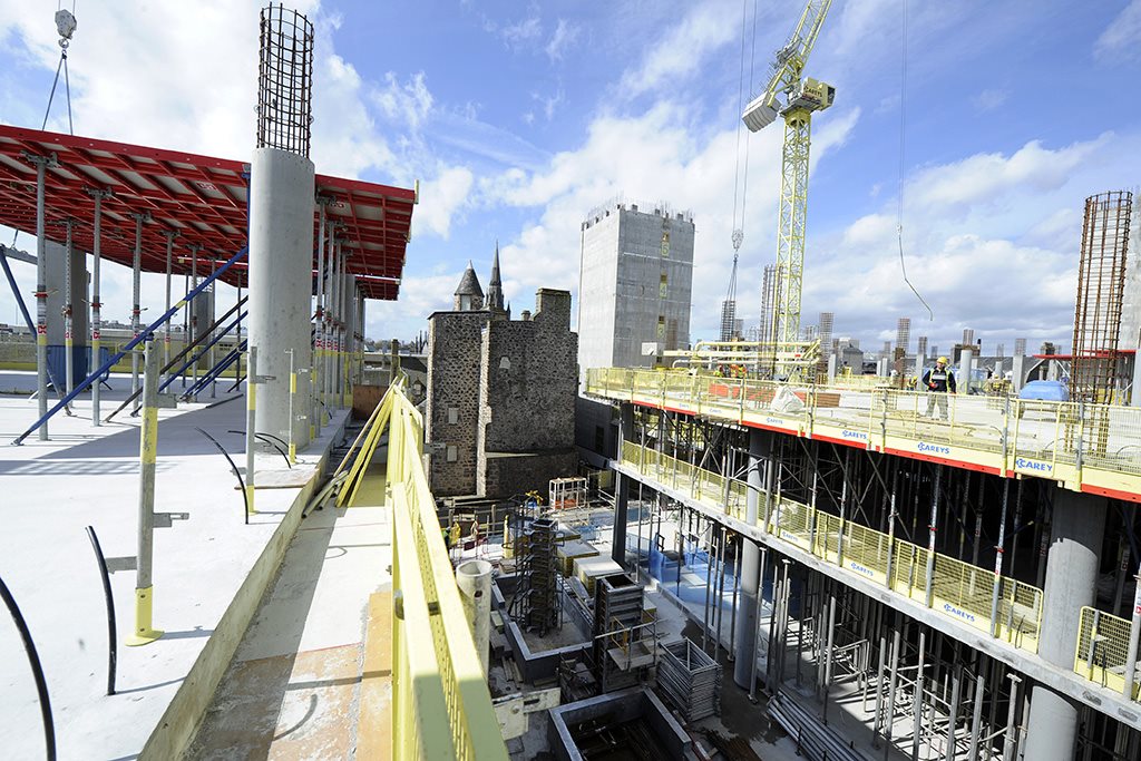 Video: Morgan Sindall skirts around 500-year-old landmark at Marischal ...