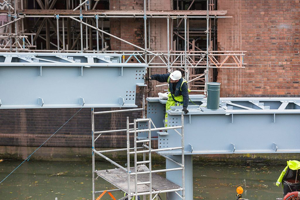 Finzels Reach bridge in Bristol combats unstable silt and traffic risks
