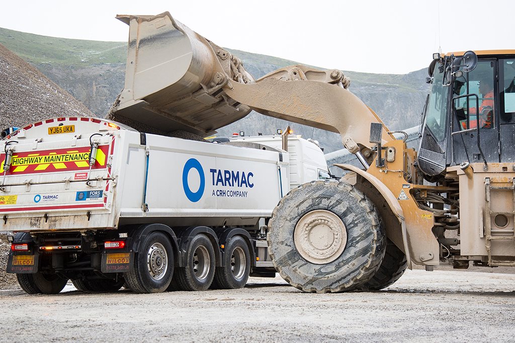 Tarmac to cut up to 400 jobs | Construction News