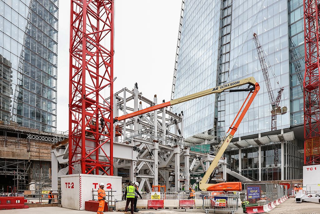 Shard Place's steel base gives Severfield 'beast of a job ...