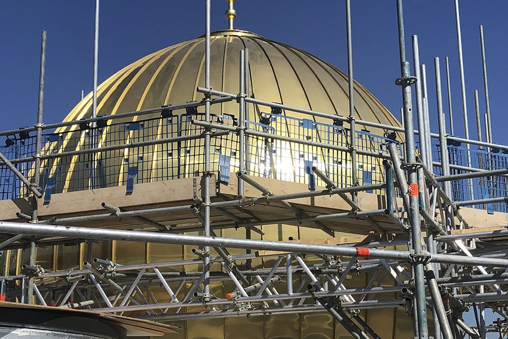 Cambridge Mosque's outer beauty disguises intricacies within ...
