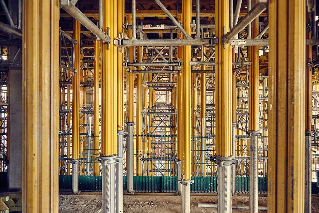 ISG puts on a performance in the shadow of Twickenham | Construction News