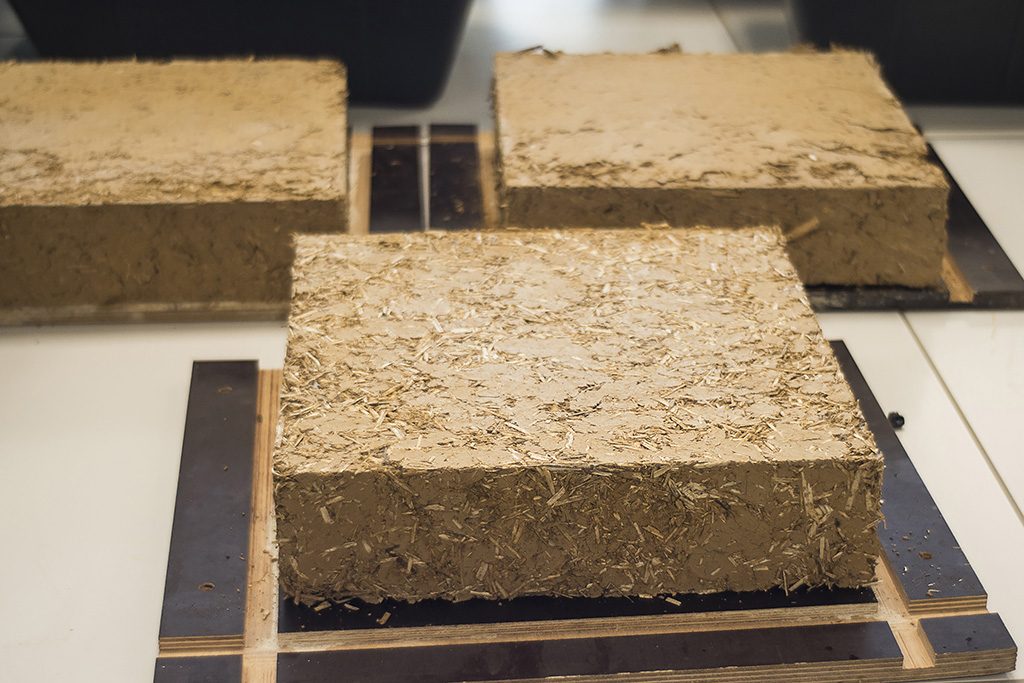 Low-carbon solutions: Plastic-bottle kerbstones and waste-based ...