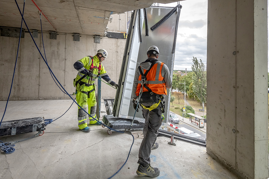 Building a skyscraper with minimal working at height: Wates on ...