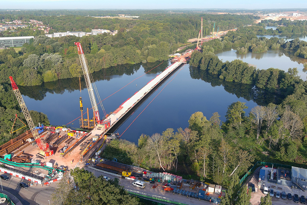HS2: first sections of huge Colne Valley Viaduct completed ...