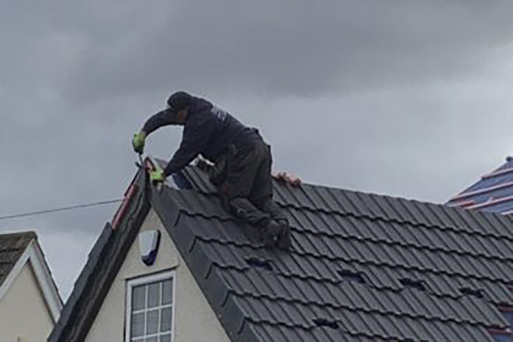 Roofing sector reports enquiry slowdown | Construction News