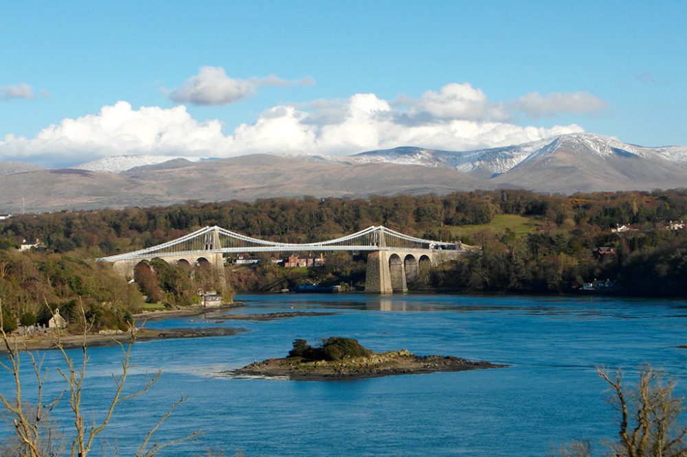 Menai Bridge shut after discovery of 'serious safety risks ...