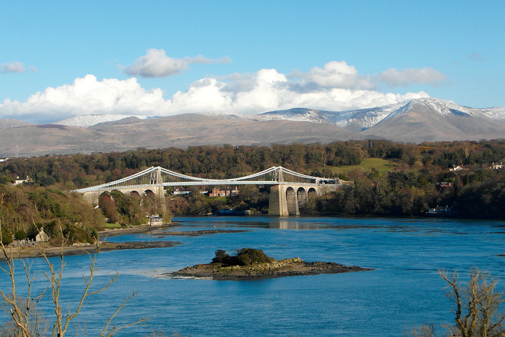 Menai Bridge shut after discovery of 'serious safety risks ...