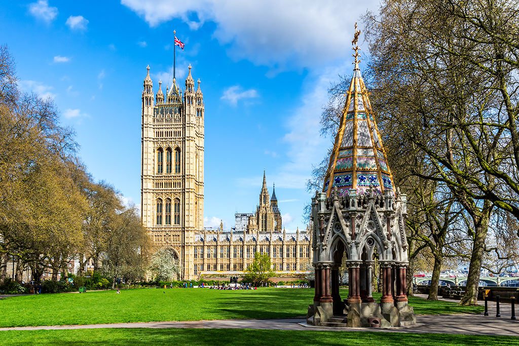 Parliament begins hunt for Victoria Tower refurb builder - Latest ...