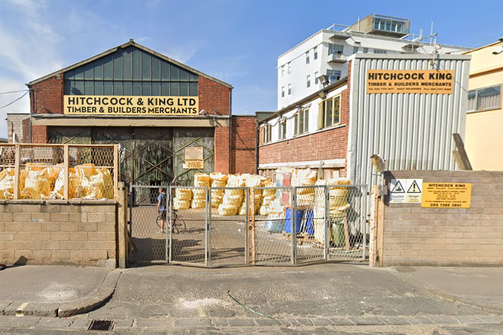 London builders' merchant hits a brick wall | Construction News