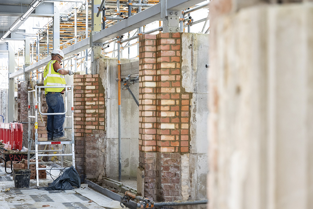 Cutting and carving on London’s Oxford Street | Construction News