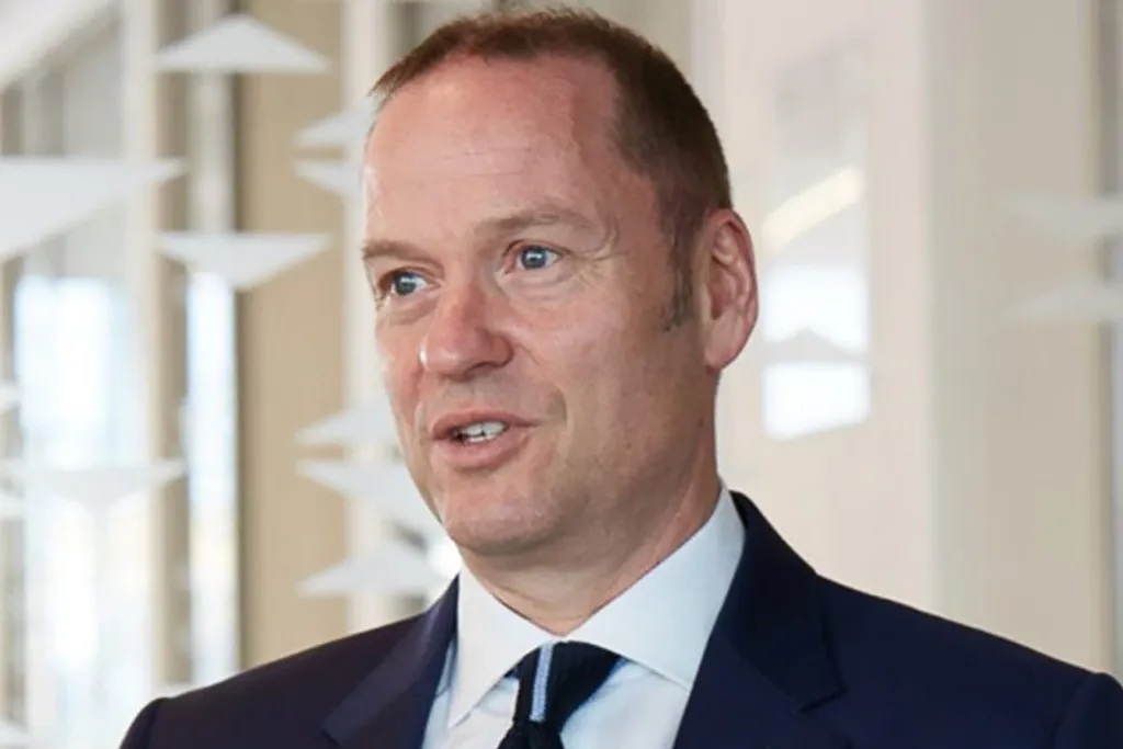 Restructure at Henry Boot Construction after revenue plummets ...