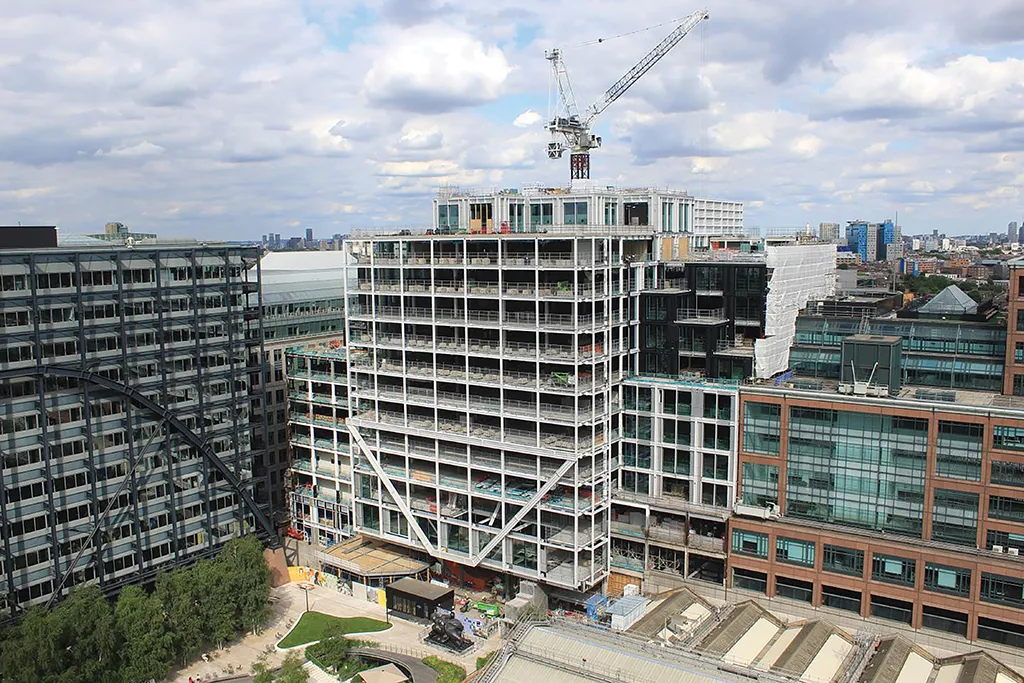 One Exchange Square’s ‘heavy touch’ refurb | Construction News