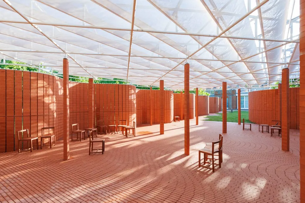 Serpentine Pavilion team reveals mortar-free brickwork challenge ...